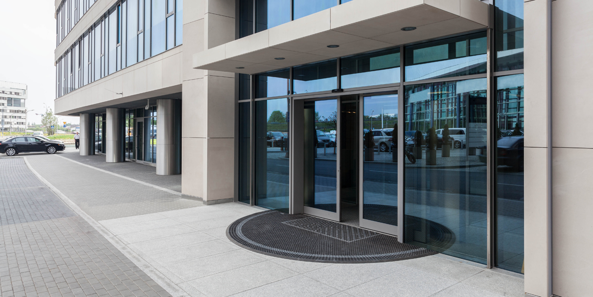 The Role of Motor Controllers in Drive Solutions - Parvalux